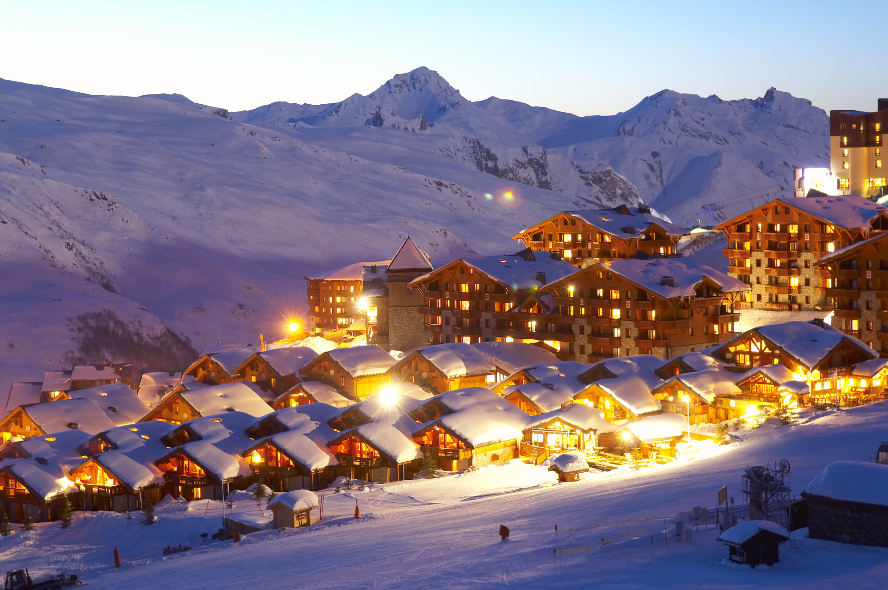 Resort guide Les Menuires: maps, restaurants & information ...