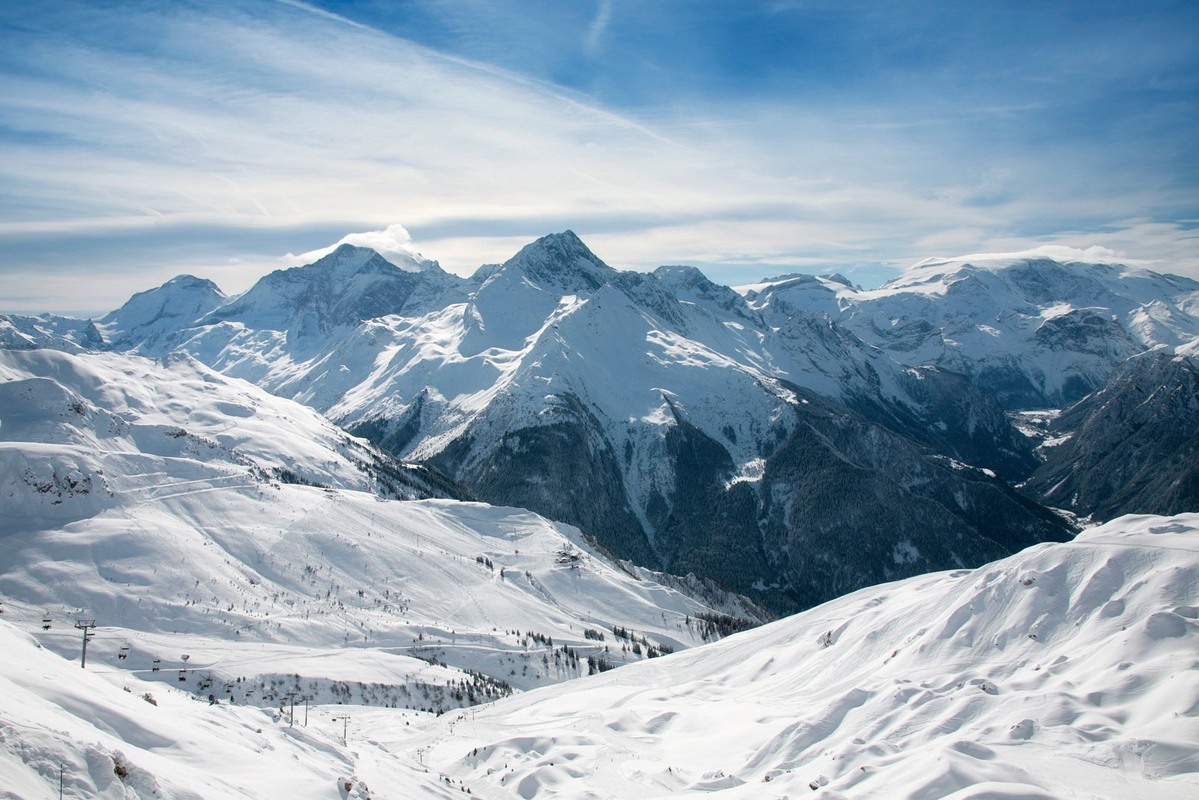 Resort guide Arc 1800: maps, restaurants & information | AlpineAnswers ...